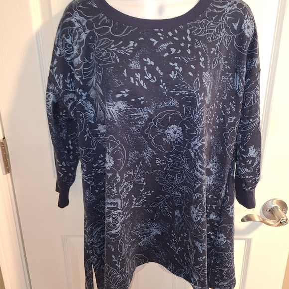LuLaRoe | Tops | Lularoe Navy Floral Kate Sz S | Poshmark